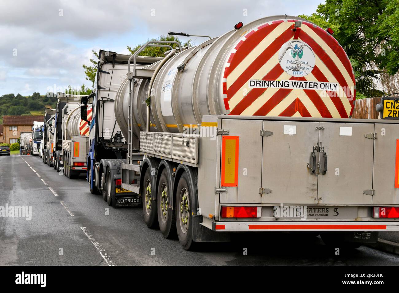 Water tanker lorries hi-res stock photography and images - Alamy