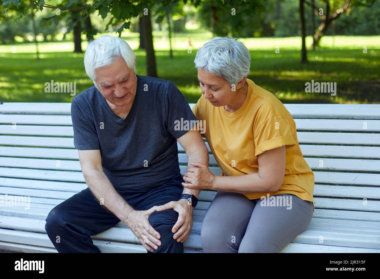 Woman knee joint 60s hi-res stock photography and images - Alamy