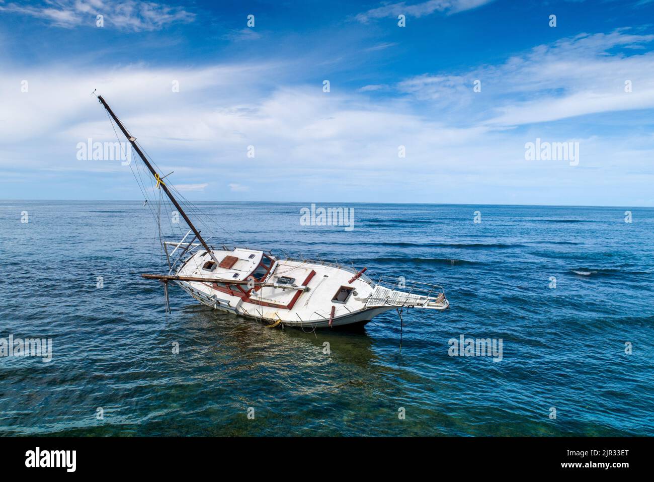 Abandoned boat on caribbean sea hi-res stock photography and images - Alamy