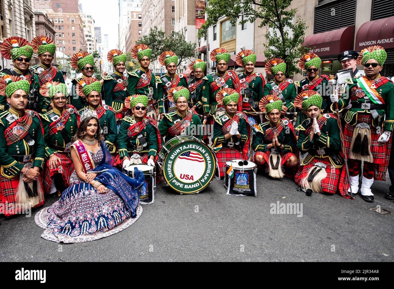 The Shree Muktajeevan Swamibapa Pipe Band at the New York City India ...