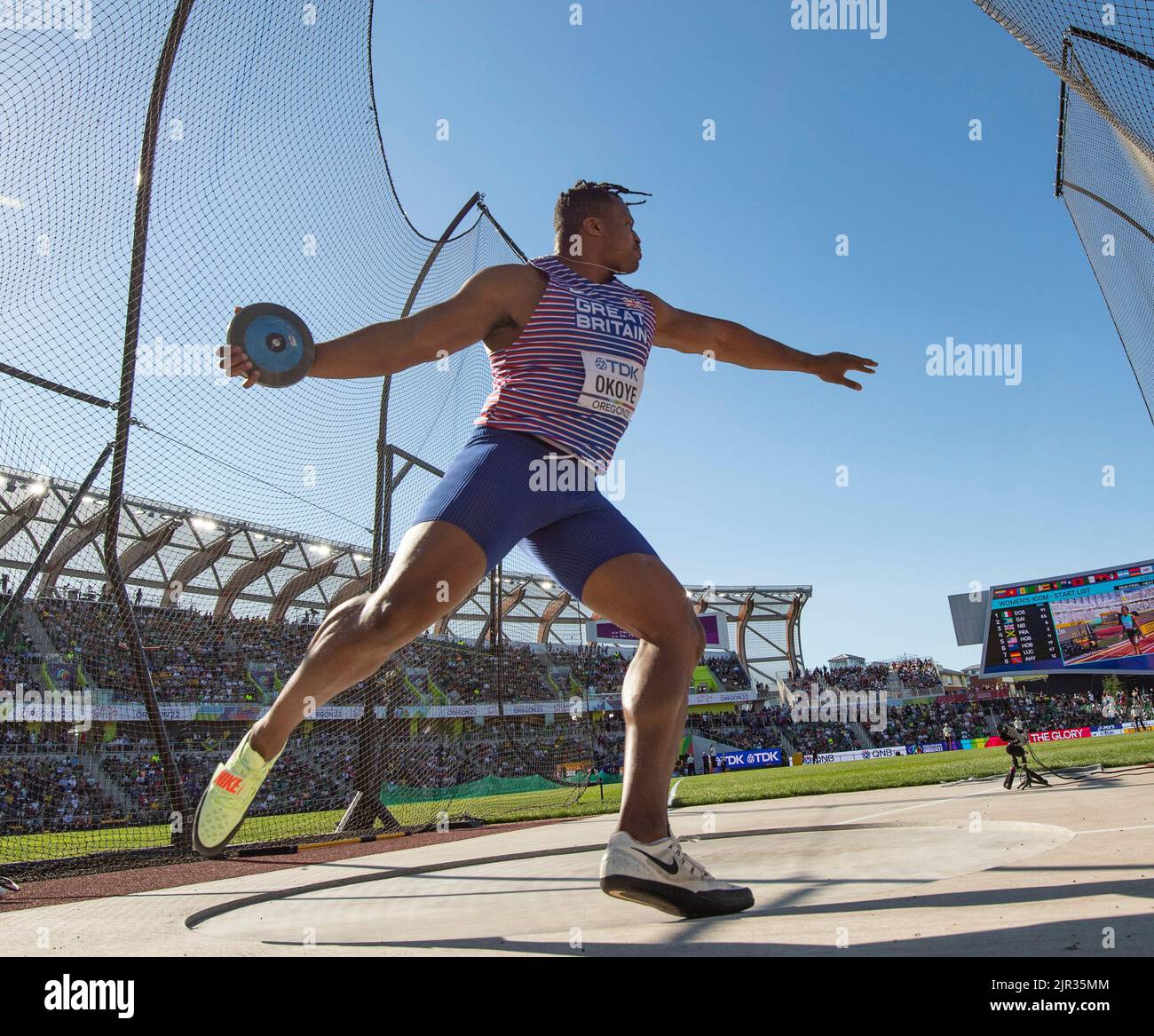 Lawrence Okoye of GB&NI competing in the men’s discus heats at Hayward Field Stadium, World ...