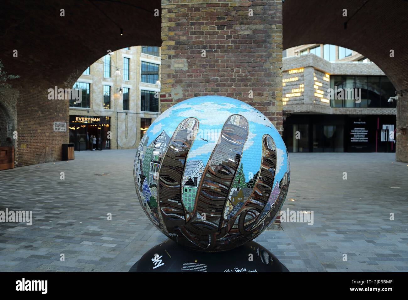 Falt Iron Square Stock Photo - Alamy