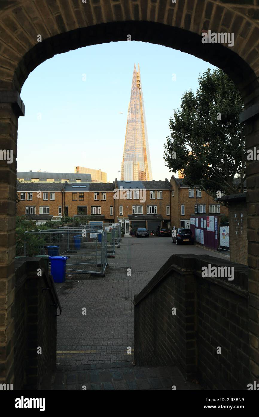 Falt Iron Square Stock Photo - Alamy