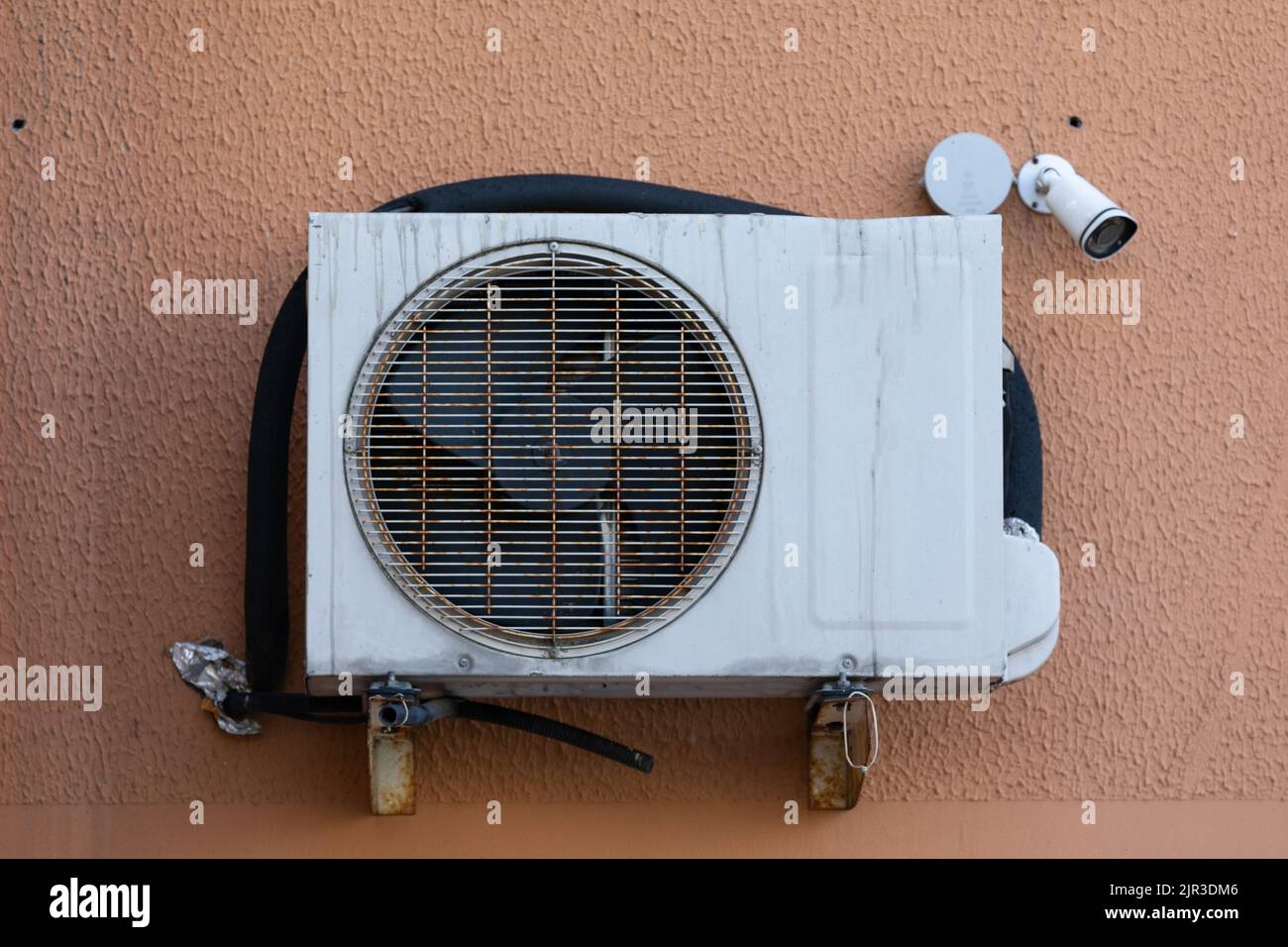 outdoor air conditioning unit outside the building Stock Photo - Alamy