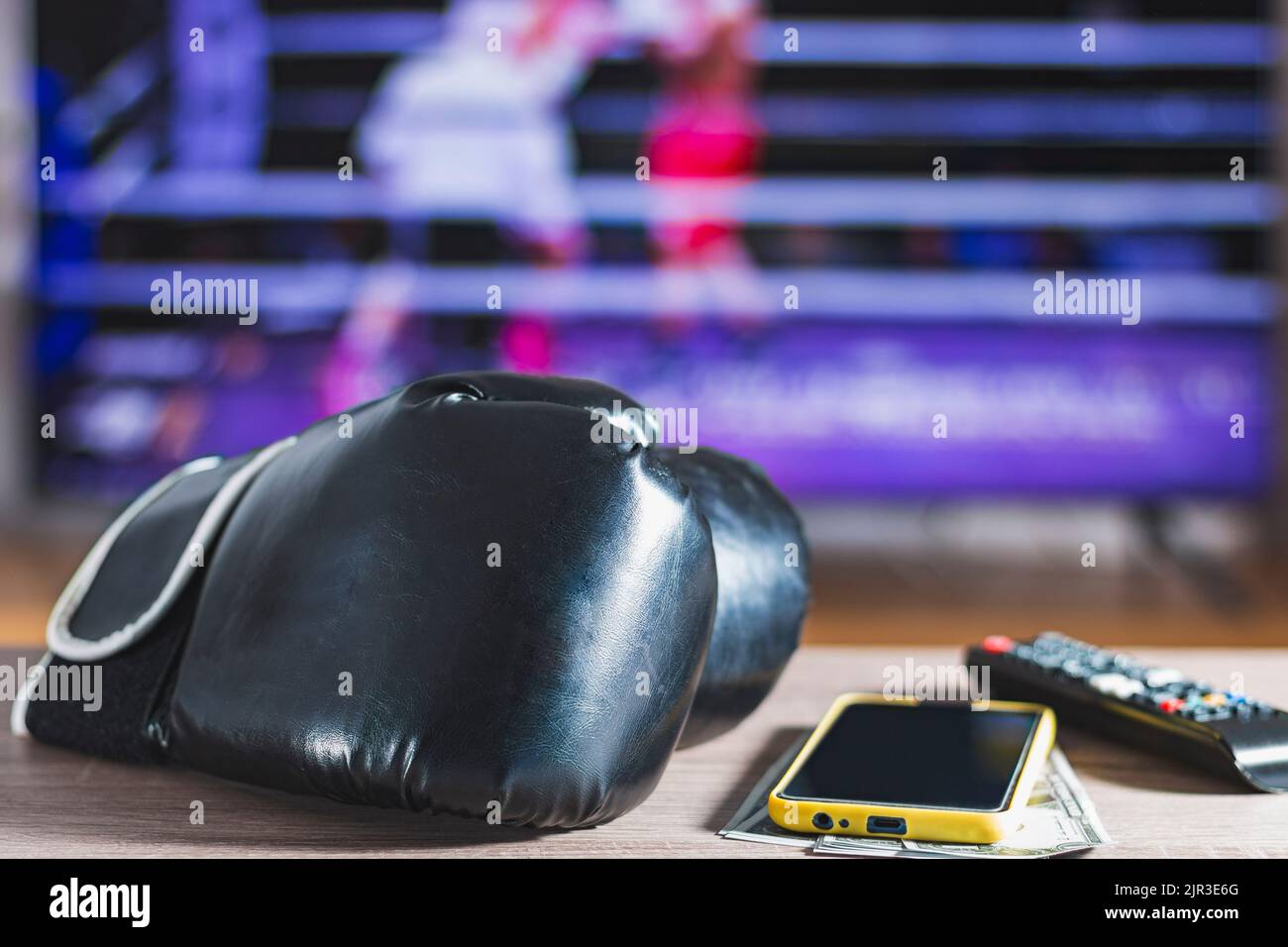 Tv and black table hi-res stock photography and images - Alamy