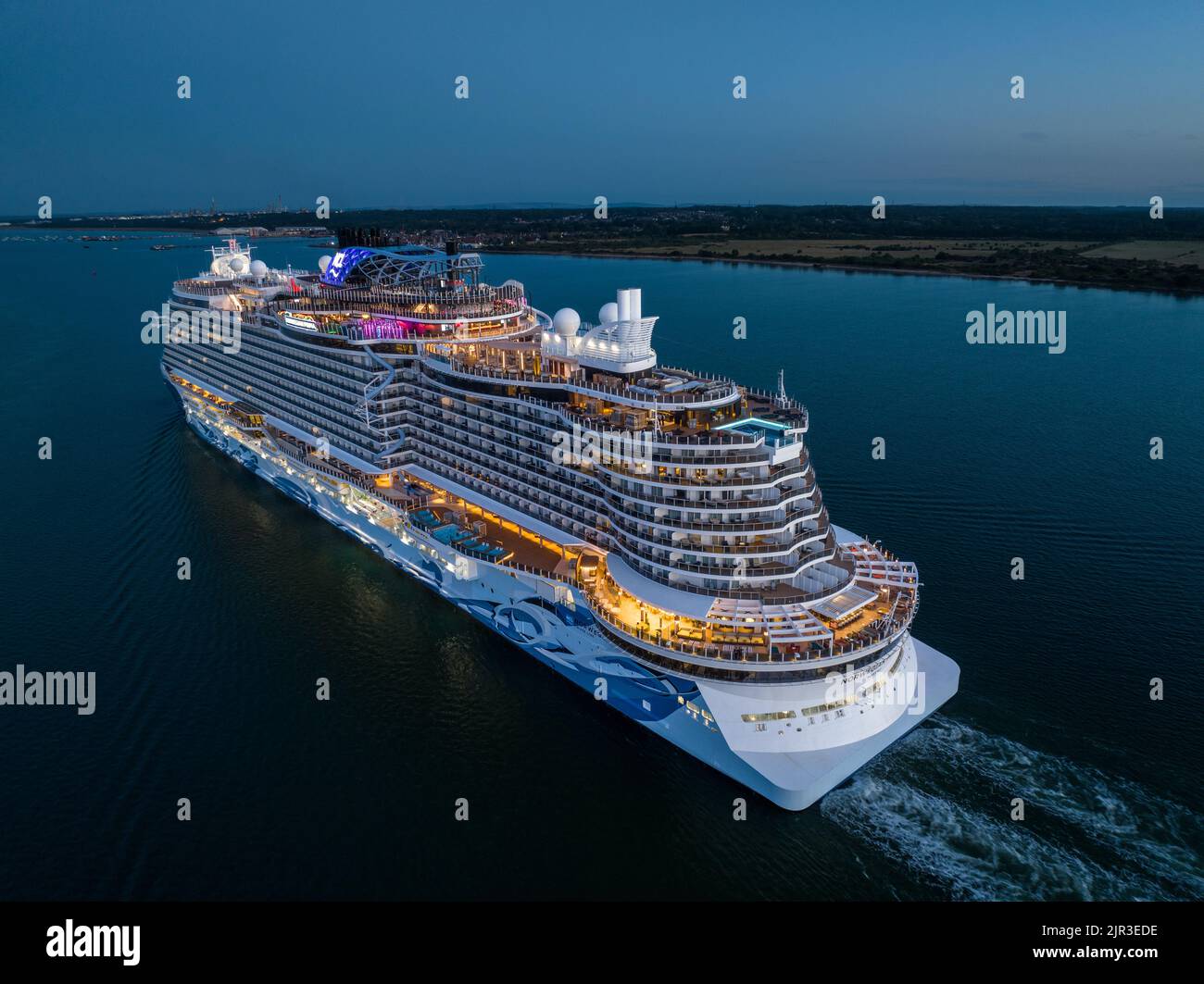 Norwegian prima cruise ship, She is the first of six Project Leonardo ...