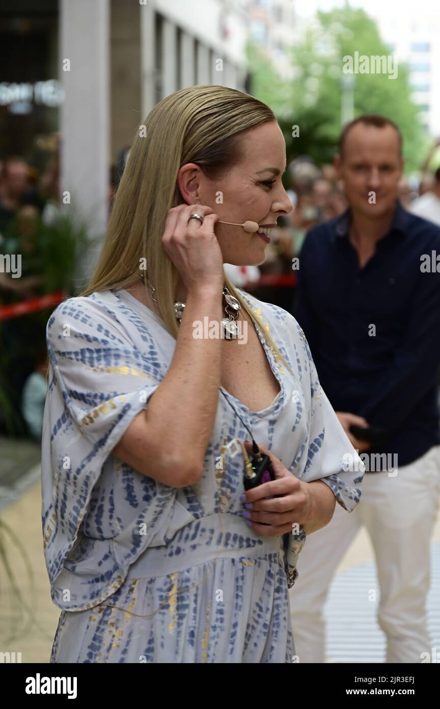 Isabel Edvardsson beim Dance Contest, Tanzmarathon und coaching mit den ...