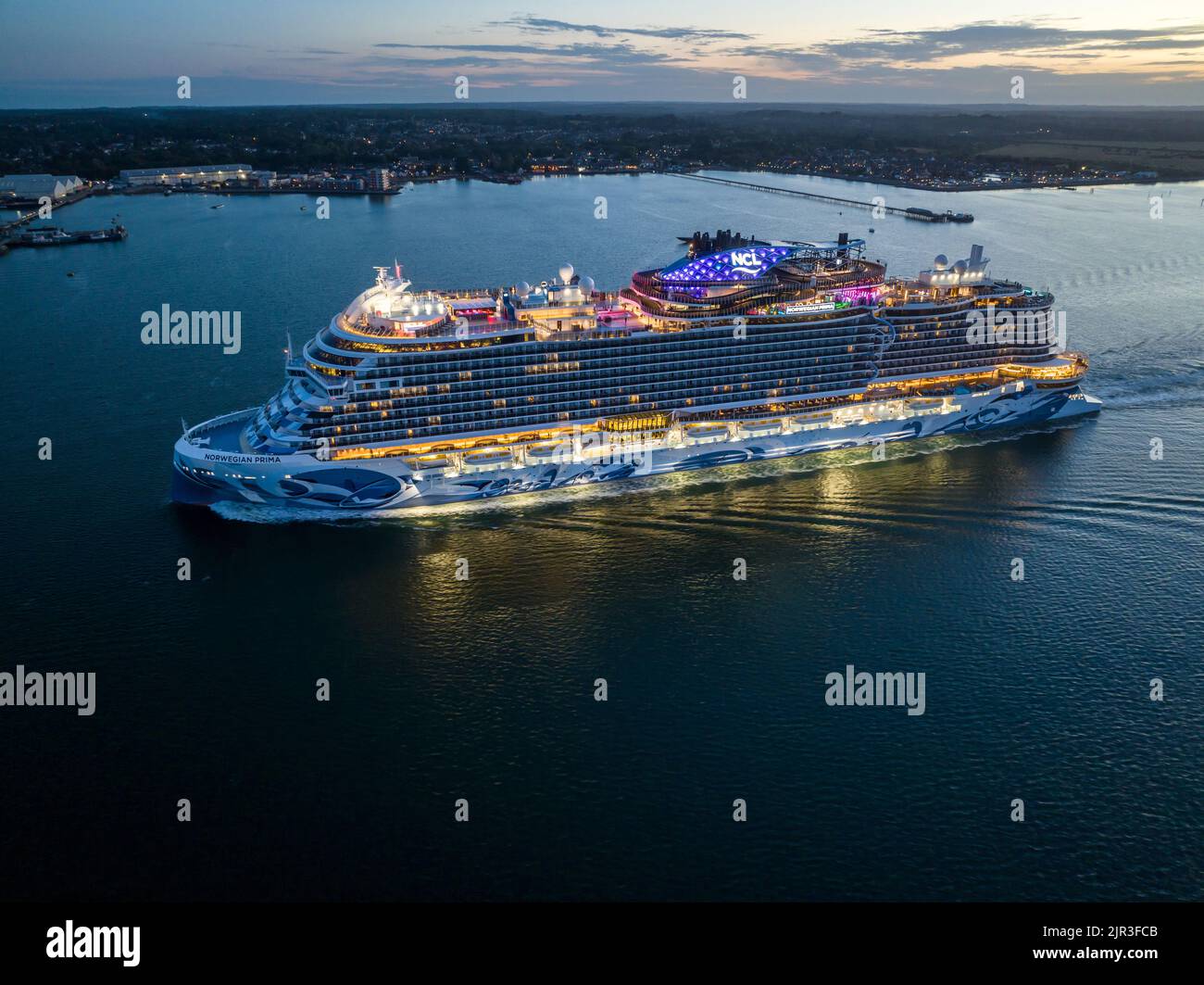 Norwegian prima cruise ship, She is the first of six Project Leonardo ...