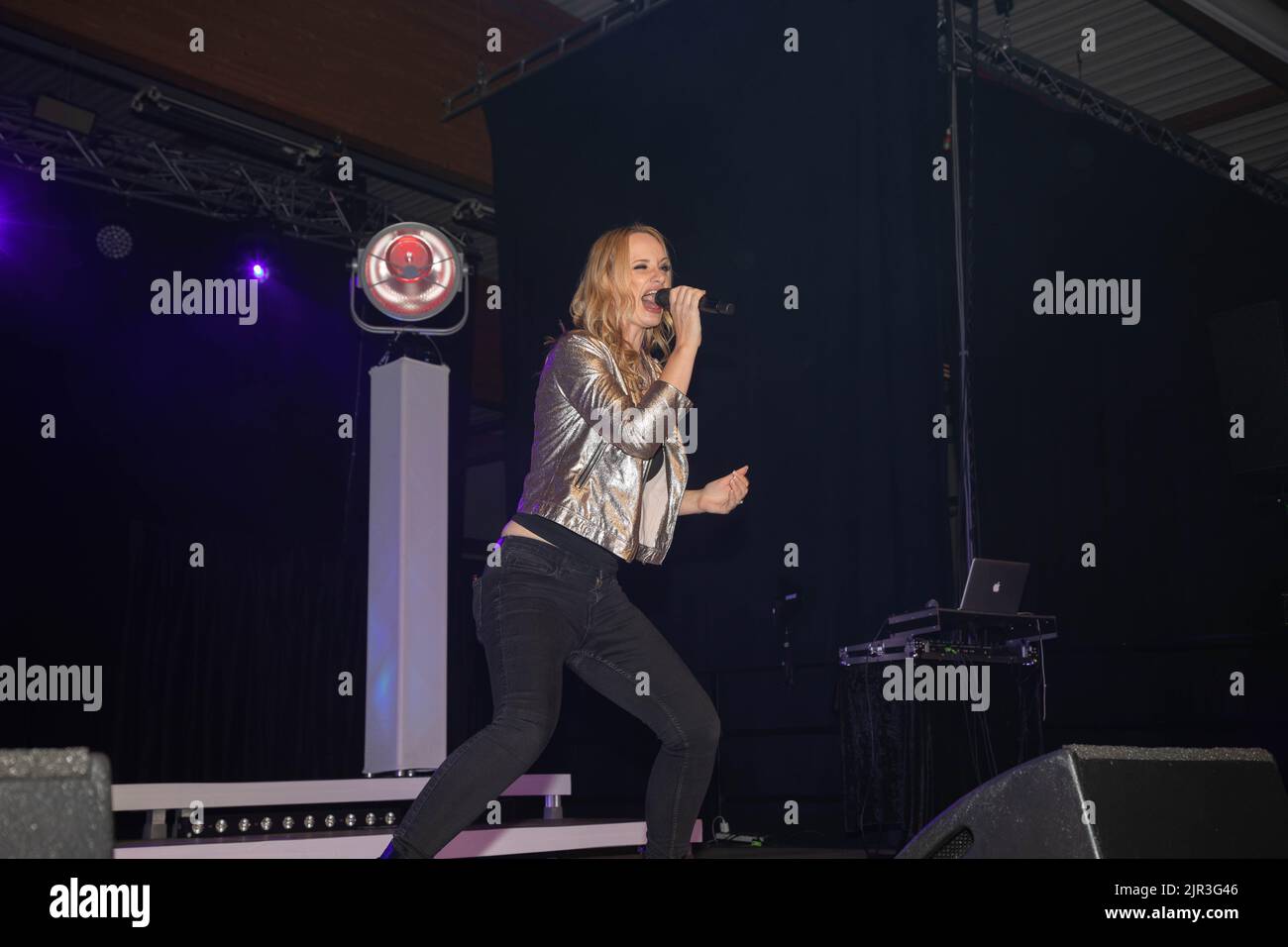 Pia Malolepski aka Pia Malo, Tochter von Olaf Malolepski aka Olaf der ...