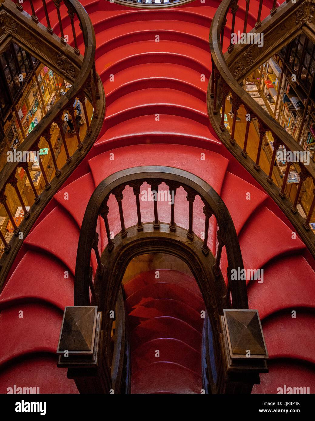 Inside of Livraria Lello Stock Photo - Alamy