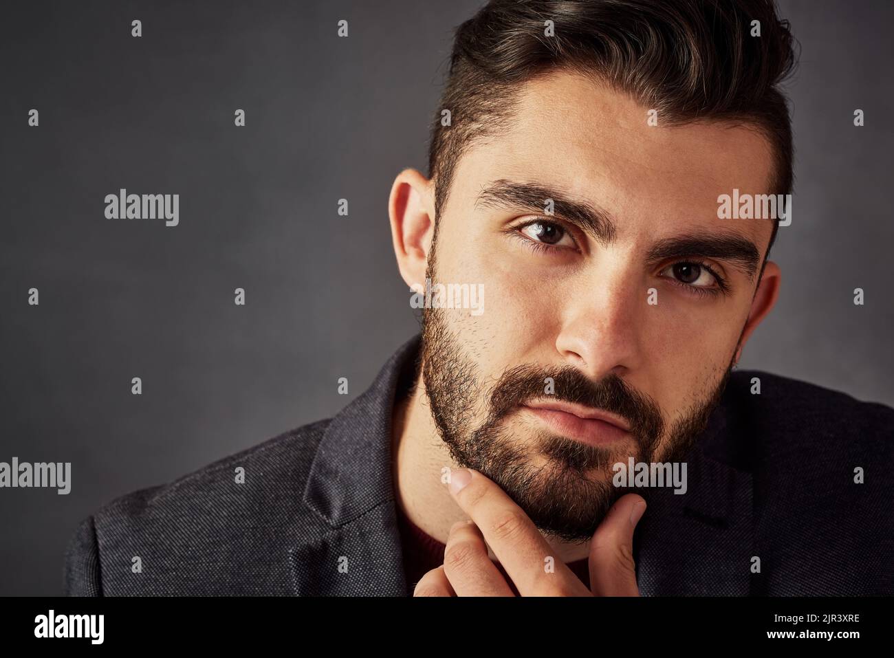 Dark portrait natural hi-res stock photography and images - Alamy