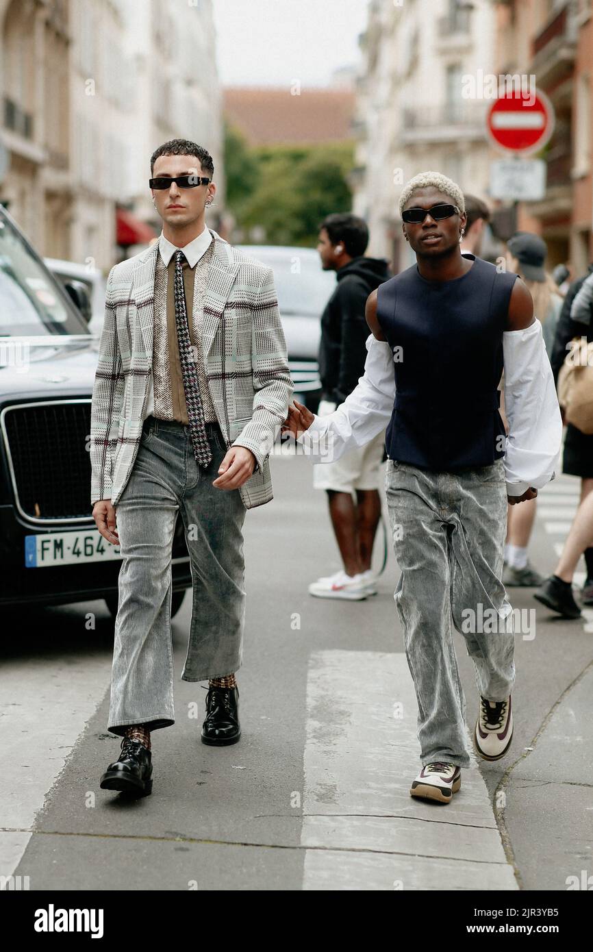 Street style, Alexander Roth and Deon Hinton arriving at Dior Spring ...