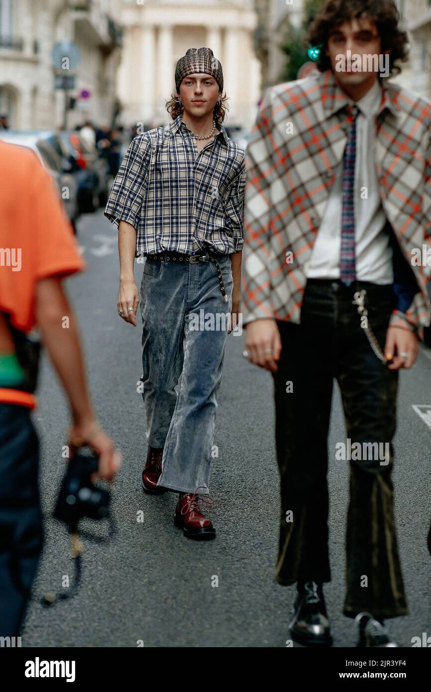Street style, Tyler Omeed Mazaheri arriving at Dior Spring-Summer 2023 ...