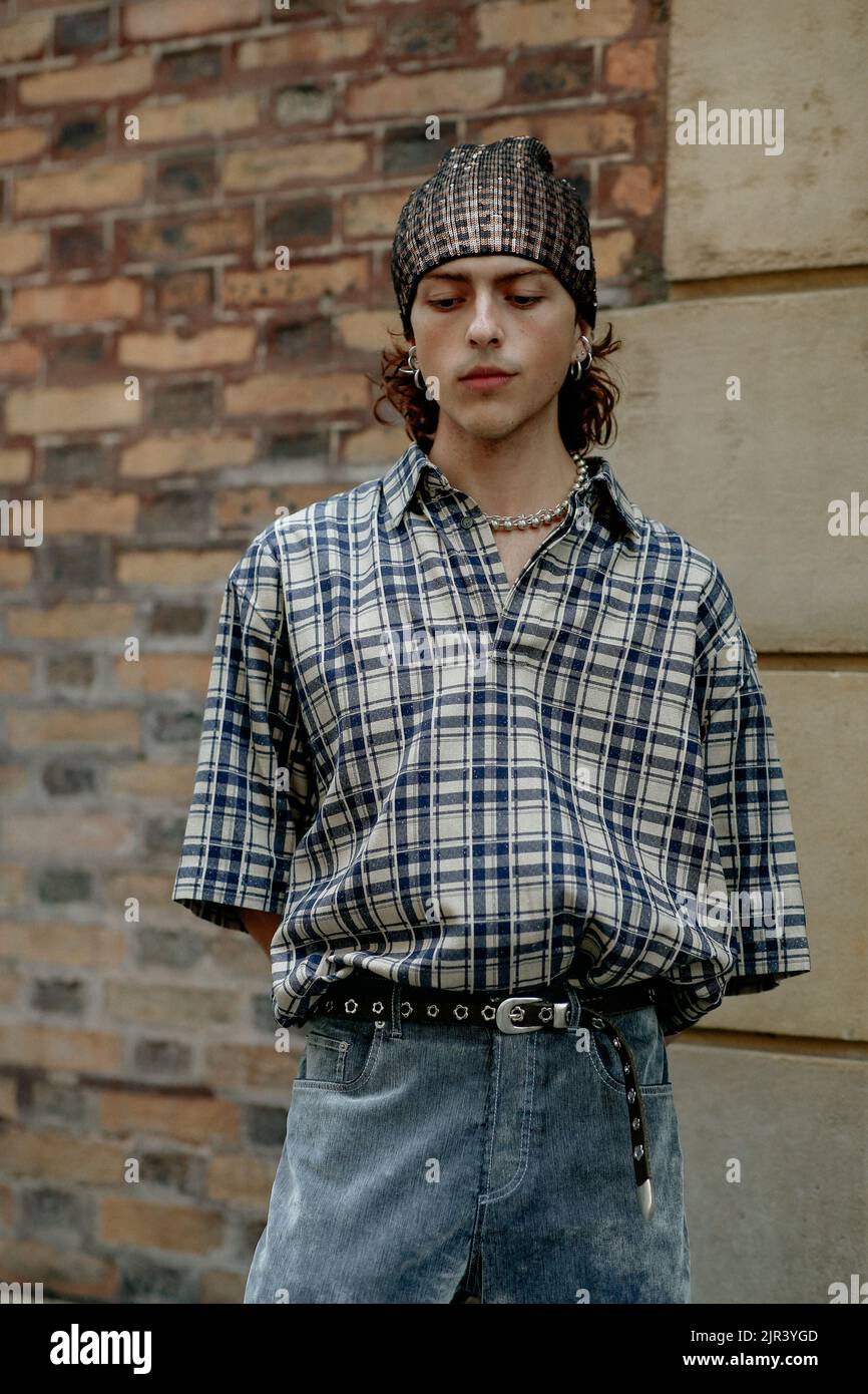 Street style, Tyler Omeed Mazaheri arriving at Dior Spring-Summer 2023 ...