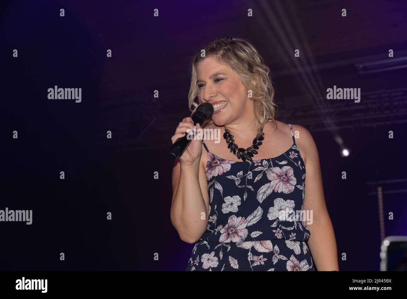 Laura Wilde bei der 1. Lausitzer Schlager-Sommer-Party in der ...