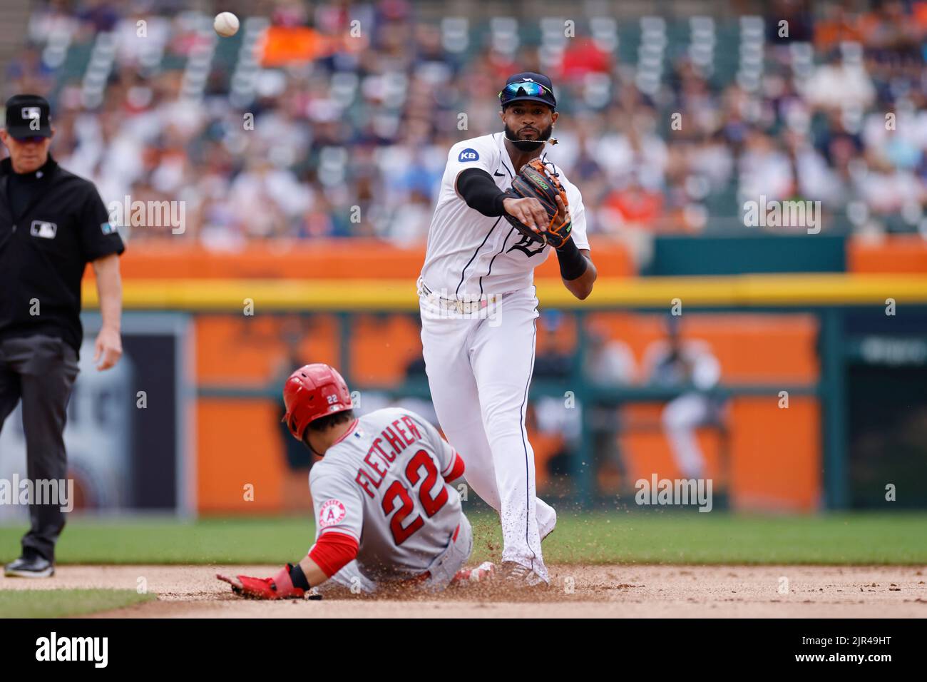 DETROIT, MI - AUGUST 22: Detroit Tigers second baseman Willi Castro (9 ...