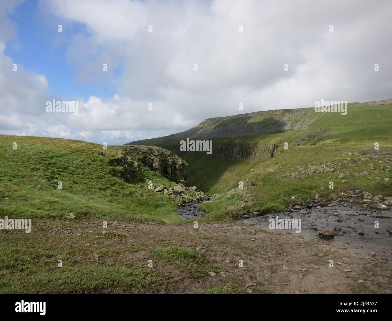 The Pennine Way National Trail Long-distance hiking trail. England. UK ...