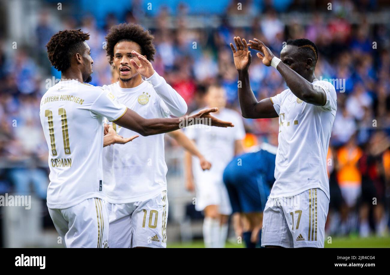 Torjubel: Kingsley Coman (Muenchen), Leroy Sane (Muenchen), Sadio Mane ...