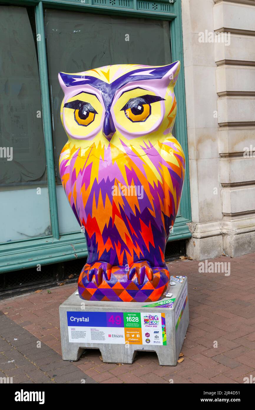 Big Hoot 2022, art trail event large painted owl sculpture in town ...