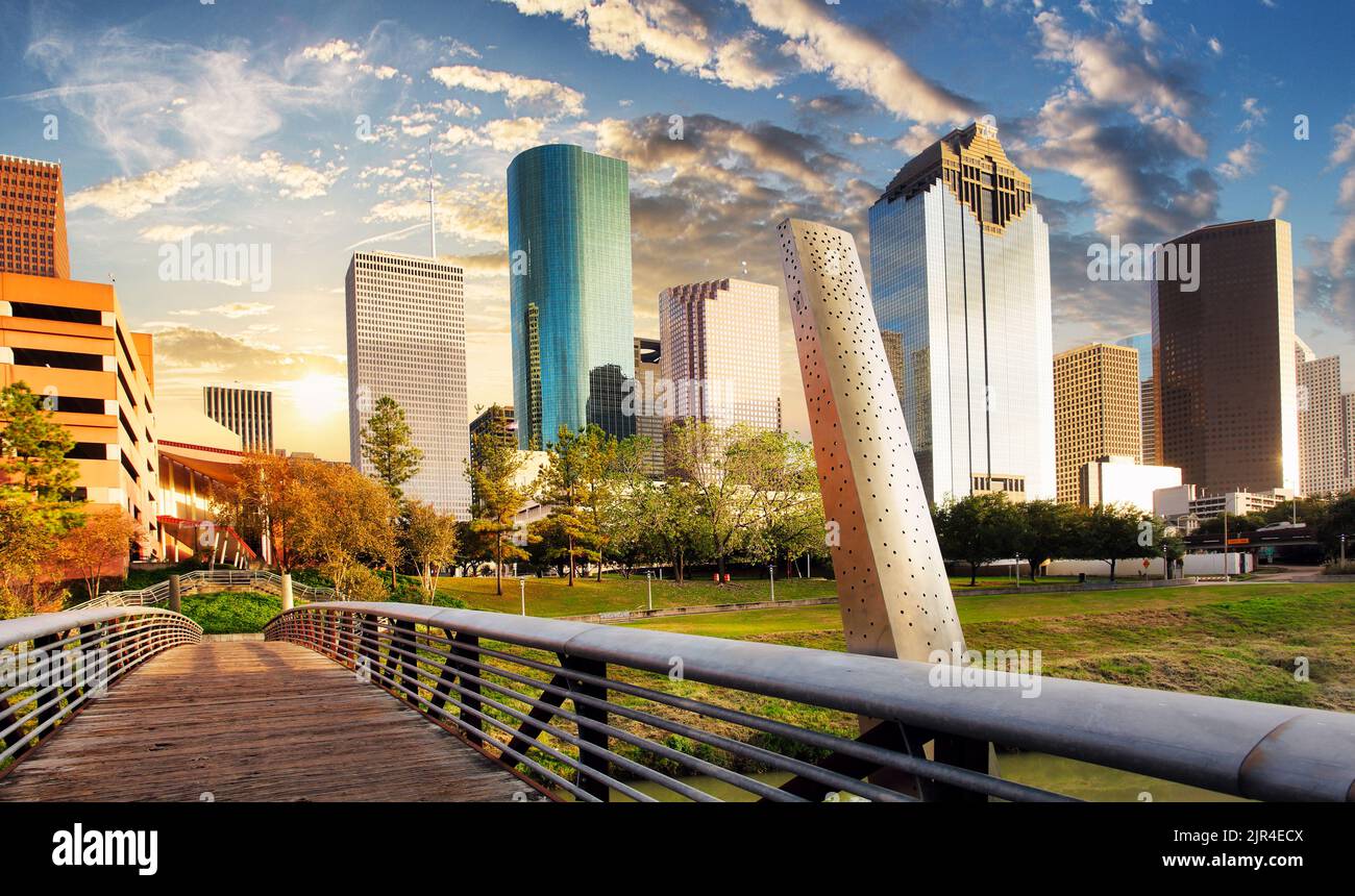Houston texas skyline hi-res stock photography and images - Alamy