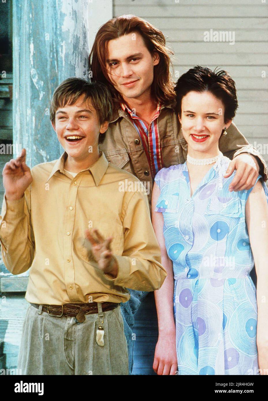 JULIETTE LEWIS, JOHNNY DEPP and LEONARDO DICAPRIO in WHAT'S EATING ...