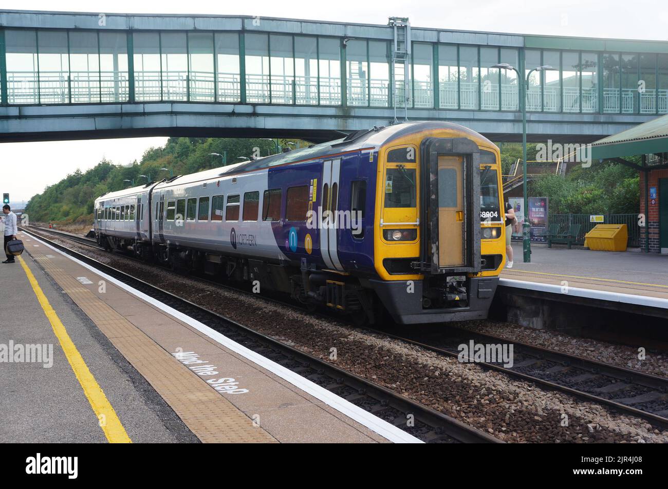 Northern Rail 158904, Meadowhall Station Stock Photo - Alamy