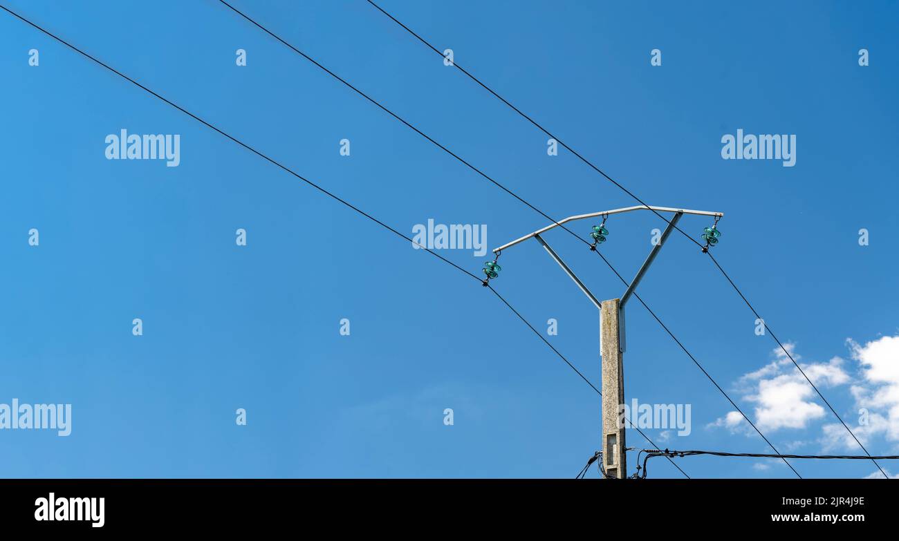 Utility pole electric power hi-res stock photography and images - Alamy