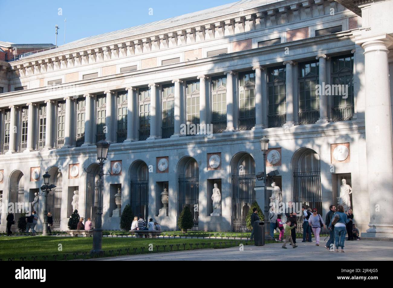 Prado museum building hi-res stock photography and images - Alamy