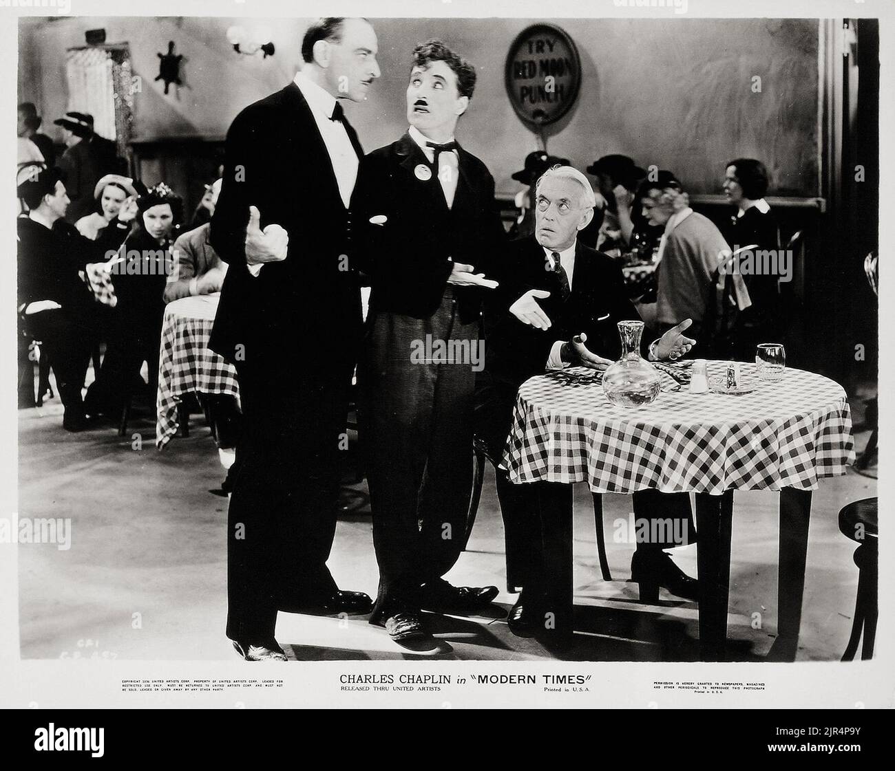 Charlie Chaplin - Modern Times (United Artists, 1936 Stock Photo - Alamy