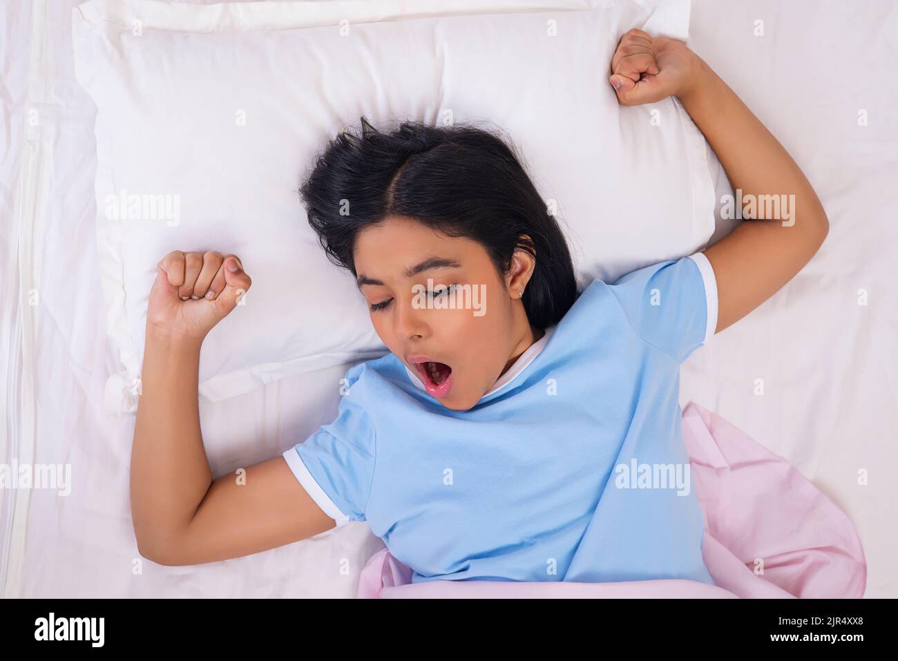 Female sleeping and mouth open hi-res stock photography and images - Alamy