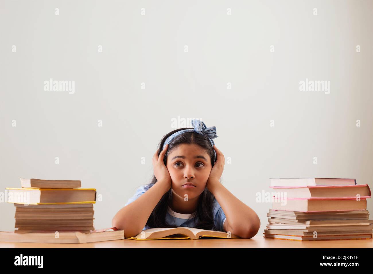 Bored expression hi-res stock photography and images - Alamy