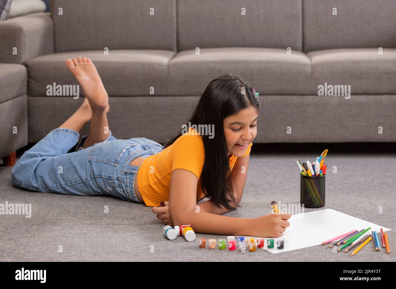 Interior indian living drawing room hi-res stock photography and images ...