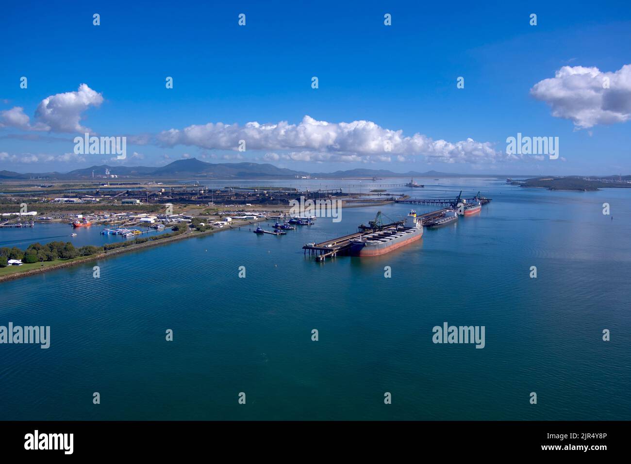 Coastal cargo ships hi-res stock photography and images - Alamy
