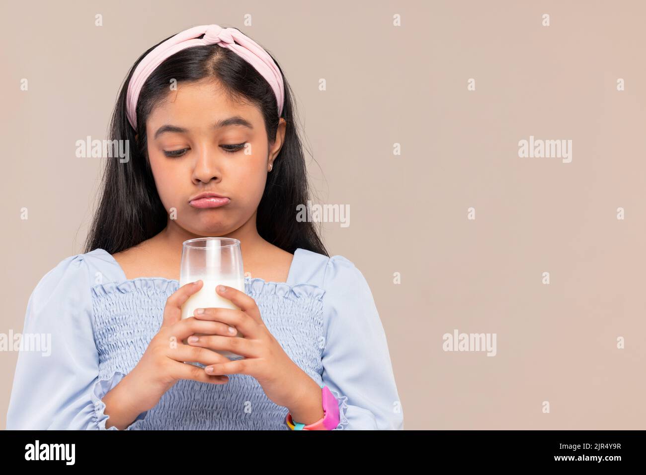 Expressing disappointment hi-res stock photography and images - Alamy