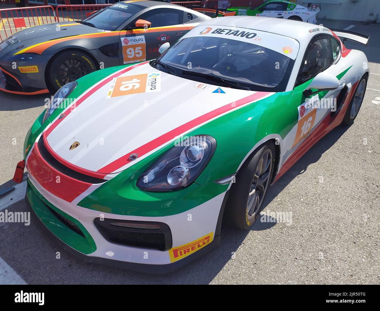 Porsche 718 cayman gt4 hi-res stock photography and images - Alamy