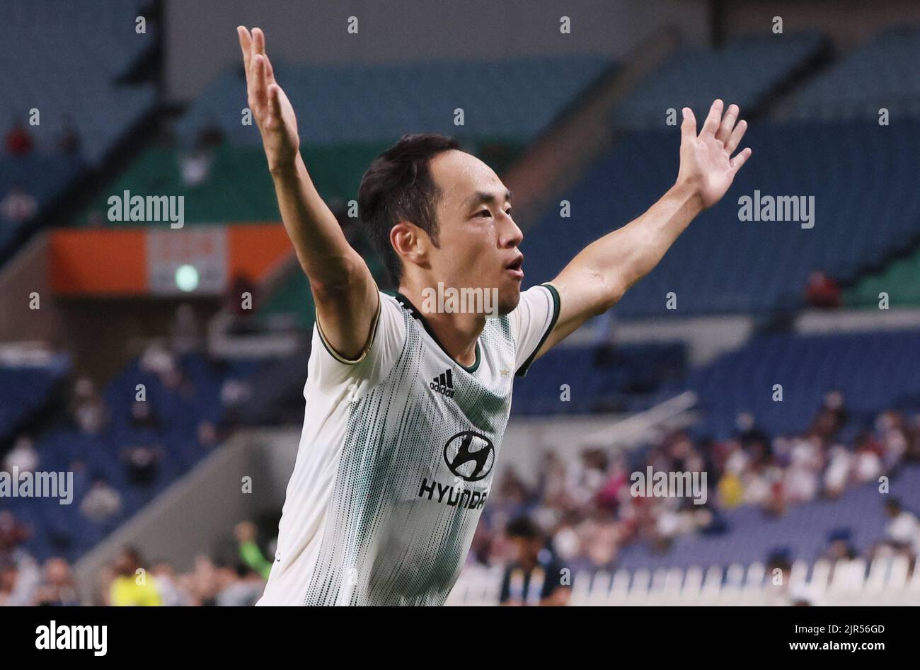 Saitama, Japan. 22nd Aug, 2022. South Korea's Jeonbuk Hyundai Motors ...
