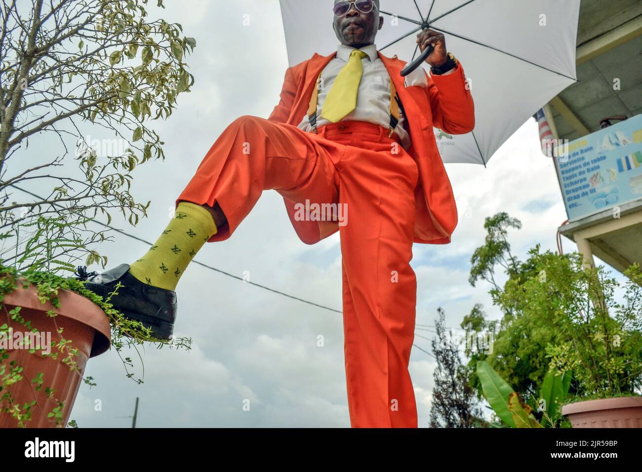 Sapeurs of congo hi-res stock photography and images - Alamy
