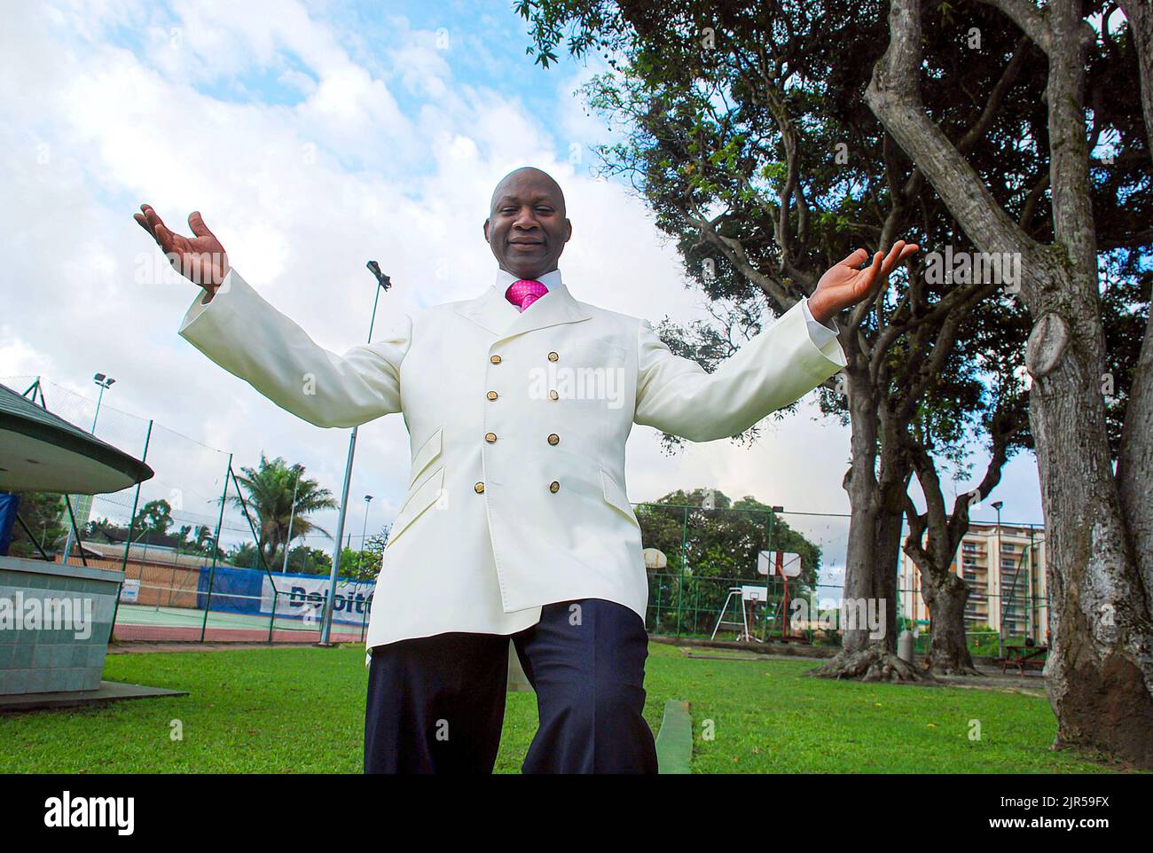 Sapeurs of congo hi-res stock photography and images - Alamy