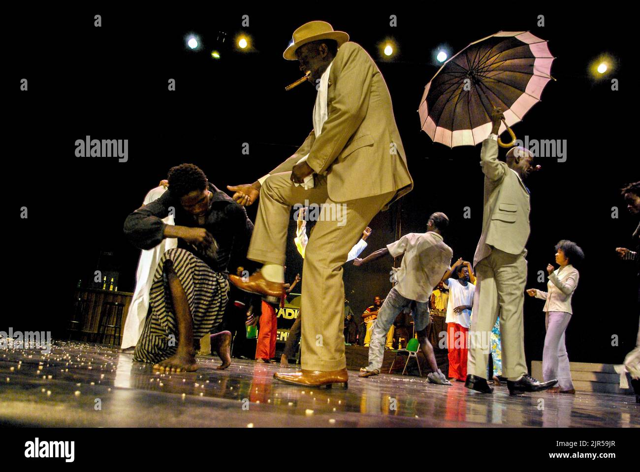 Sapeurs of congo hi-res stock photography and images - Alamy