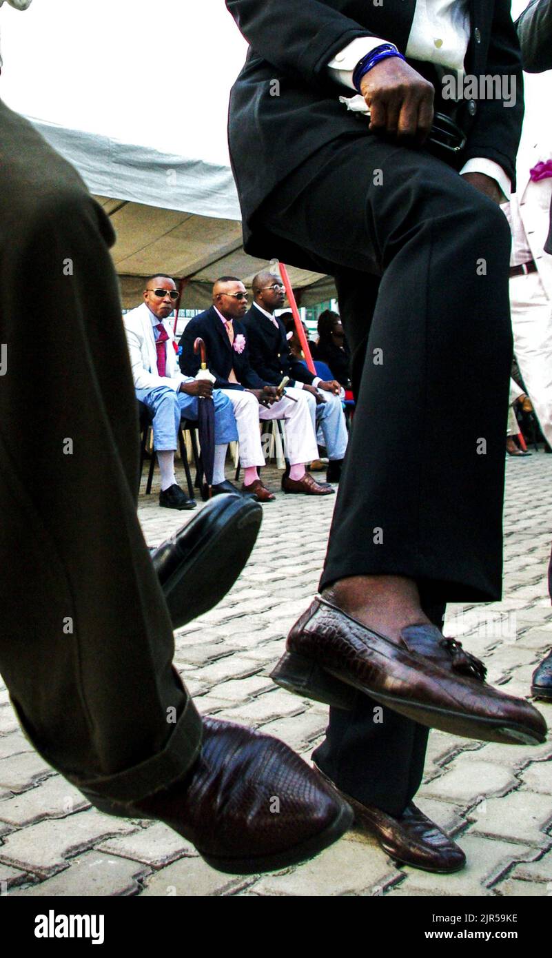 Sapeurs congo hi-res stock photography and images - Alamy