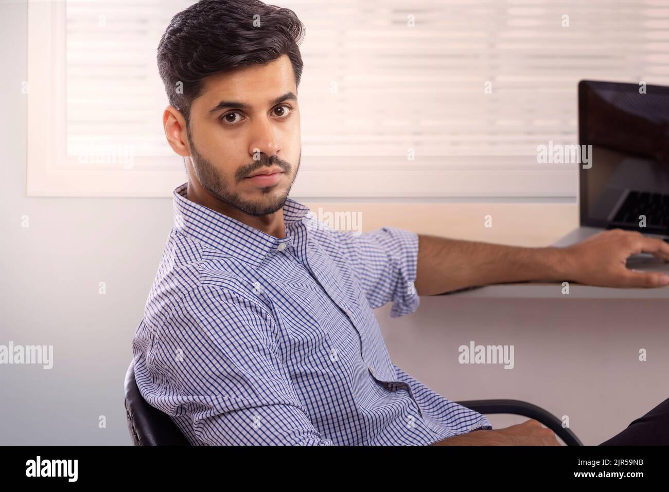 Workdesk hi-res stock photography and images - Alamy