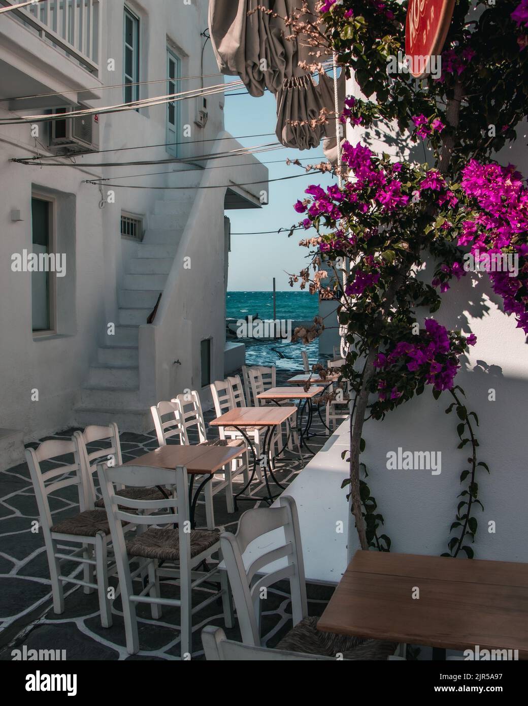 The Beautiful houses and streets in the village of Lefkes on Paros ...