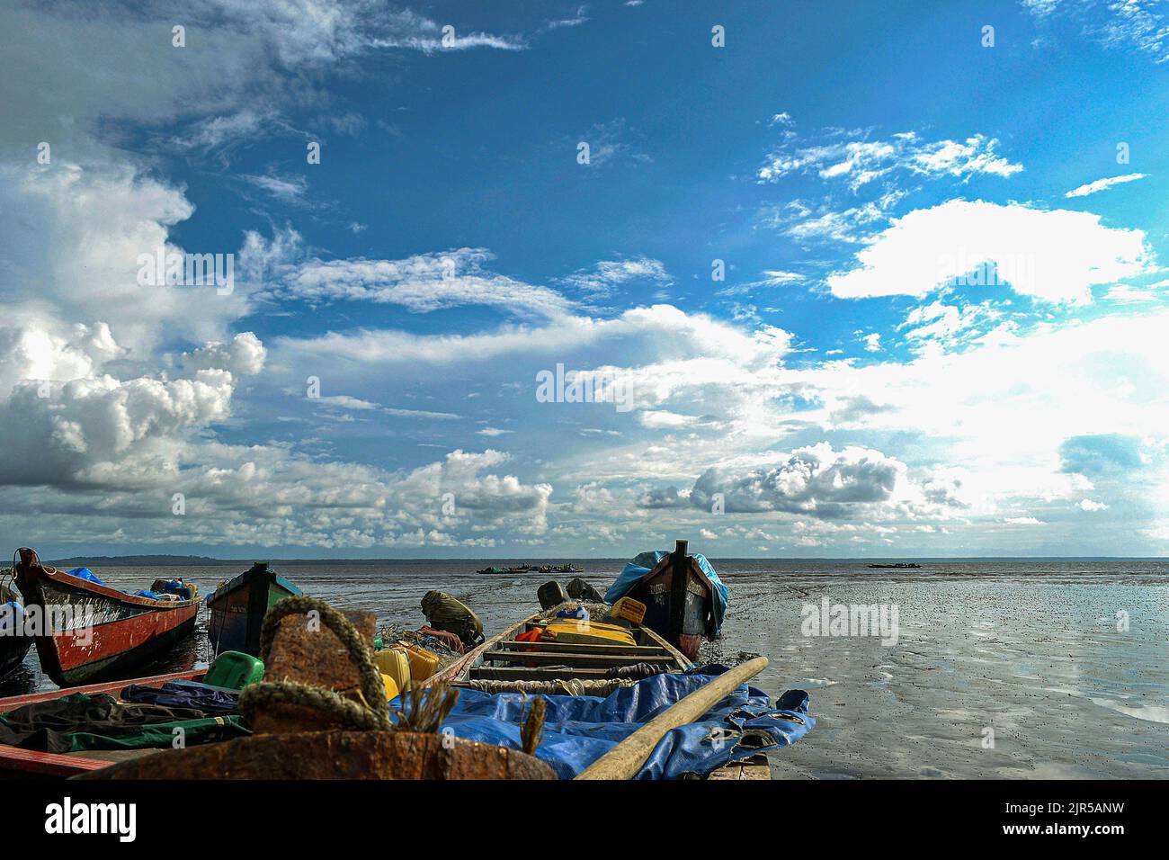 Libreville gabon beach hi-res stock photography and images - Alamy