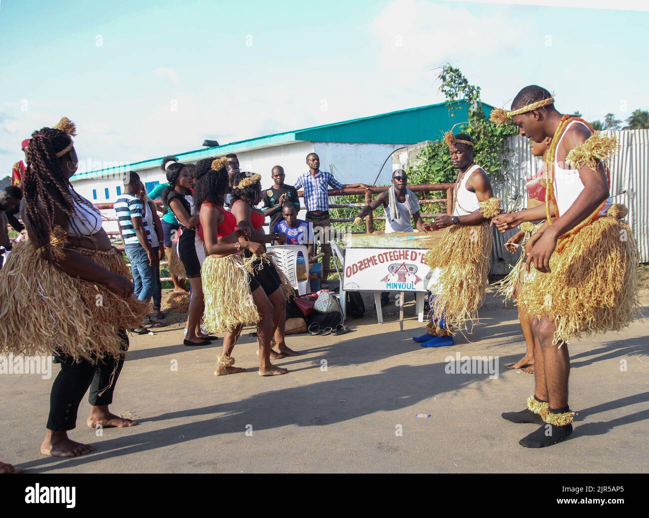 Gabonese traditional dancers perform at the Gabon 9 Provinces Gabon 9 ...