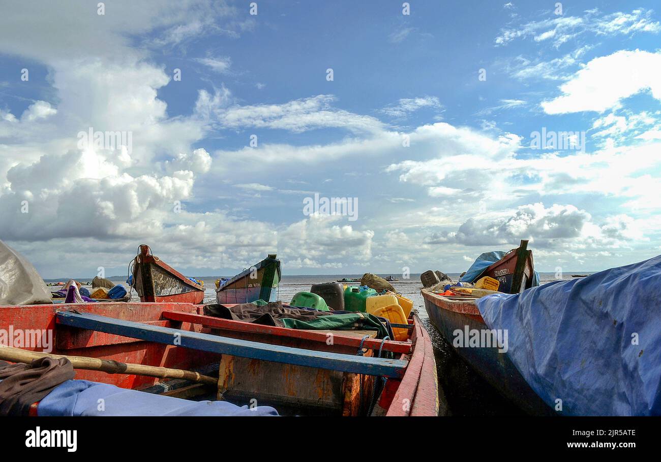 Libreville gabon beach hi-res stock photography and images - Alamy