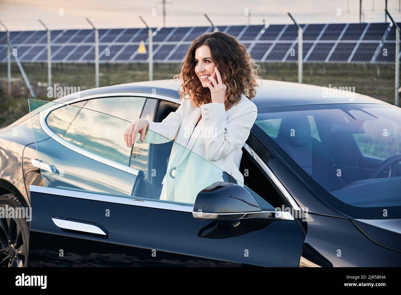 Successful business woman using 4g wireless in roaming for making ...