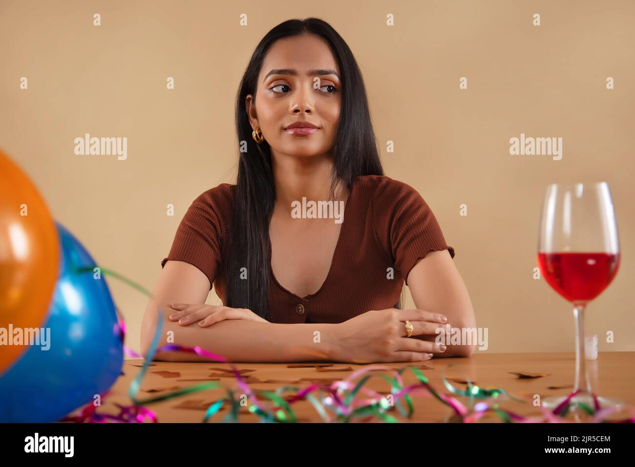 Lonely woman party hi-res stock photography and images - Alamy