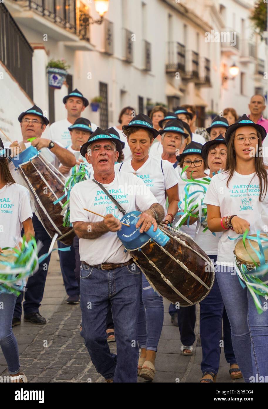 Spanish friction drum hi-res stock photography and images - Alamy