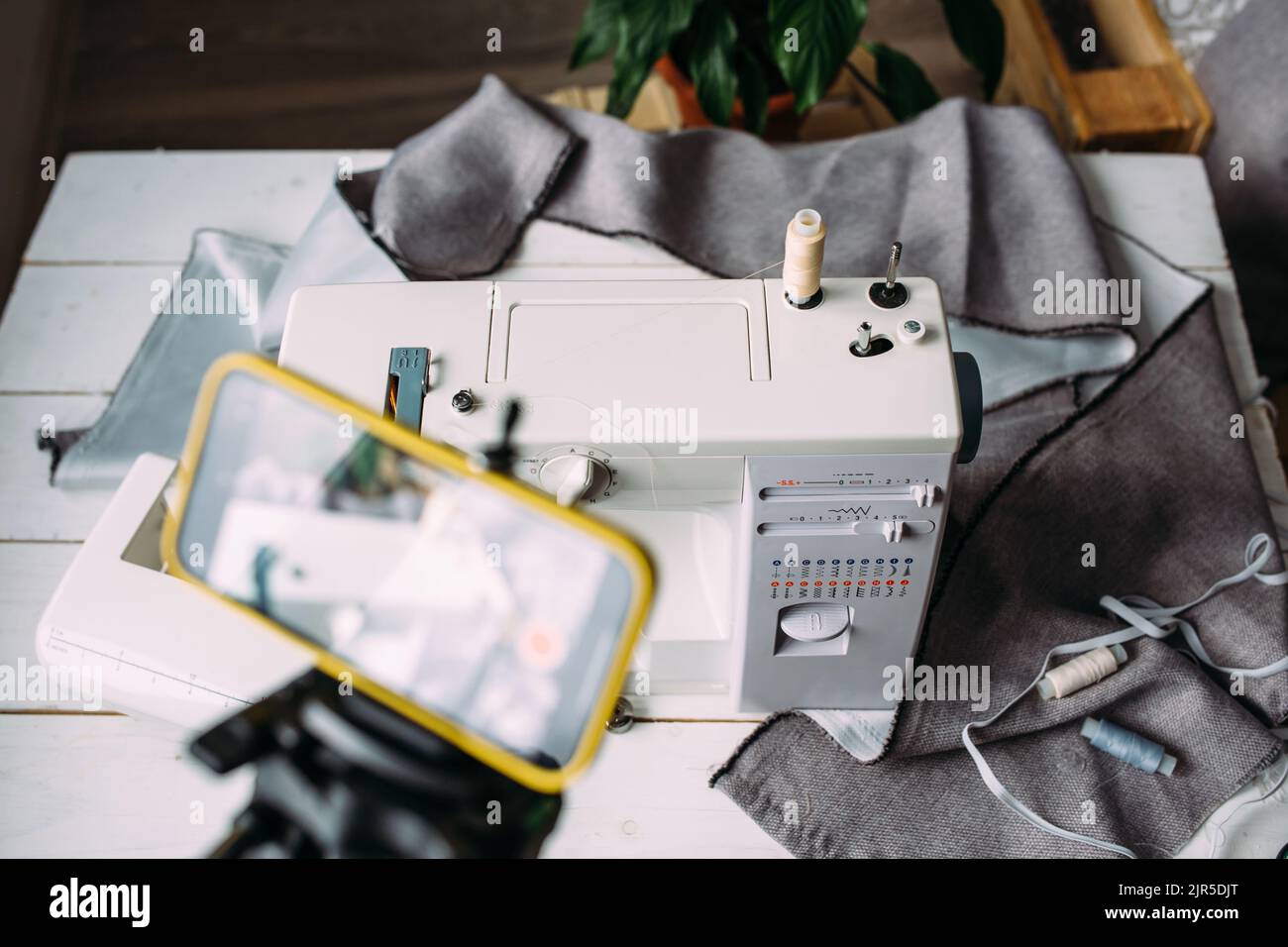 Tailoring process on sewing hi-res stock photography and images - Alamy