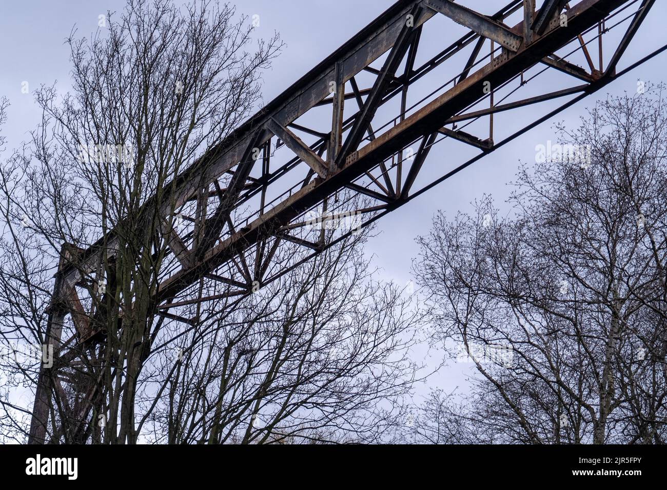 Gantry structure loading hi-res stock photography and images - Alamy